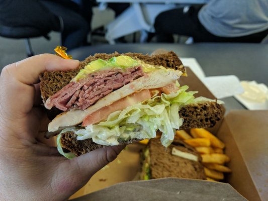 MVP’S GRILL & PATIO - 368 Photos & 505 Reviews - 5484 E Stearns St ...