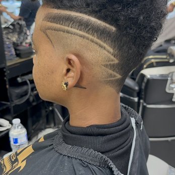 BOLT BARBERS - Updated December 2024 - 272 Photos & 737 Reviews - 460 S ...