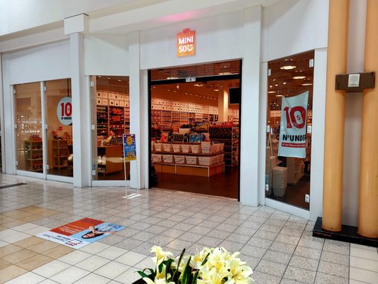 MINISO - Updated May 2026 - 67 Photos & 24 Reviews - 22500 Town Cir ...