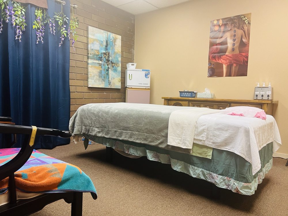 BLUE PEARL SPA - Updated January 2026 - 11 Photos - 2300 James St ...