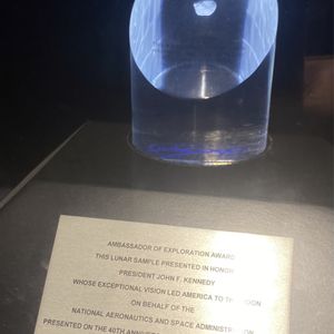 SHANNON WALKER LIBRARY - Updated June 2025 - 71 Photos & 10 Reviews ...