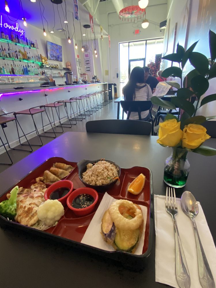 JAMA KITCHEN - Updated July 2024 - 13 Photos - 2022 Wilcrest Dr ...