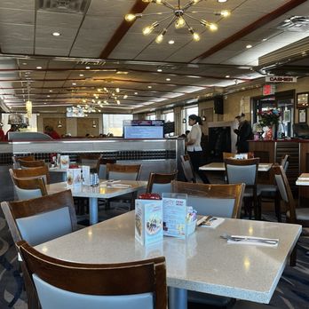 CROSS BAY DINER - Updated June 2024 - 450 Photos & 405 Reviews - 160-31 ...
