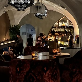 CÉLON COCKTAIL BAR & LOUNGE - Updated December 2025 - 104 Photos & 70 ...