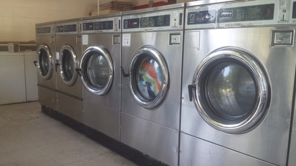 MICHAEL A LAUNDROMAT - Updated June 2024 - 31 Photos & 300 Reviews ...