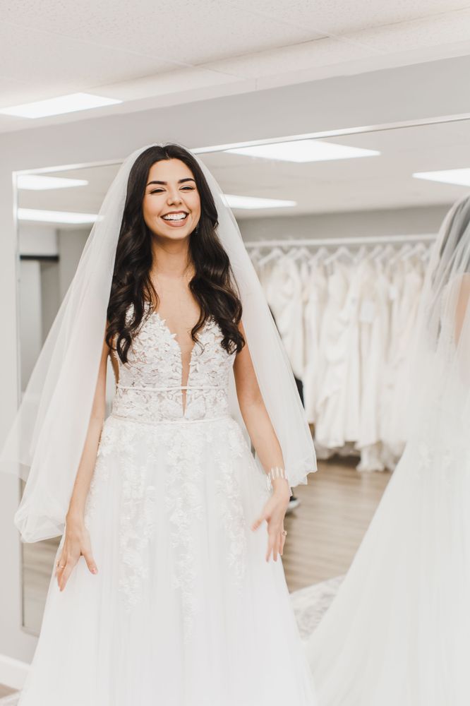 VAYDA JANE BRIDAL - Updated December 2025 - 23 Photos - 205 N 4th St ...