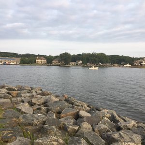 CHARLESTOWN MANOR BEACH AND CAMPGROUND - Updated May 2025 - 44 Photos ...