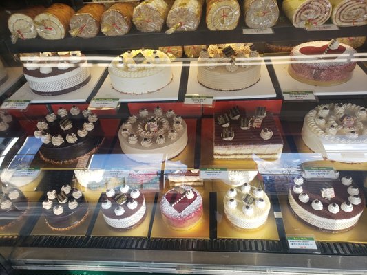 MO MO BAKERY - Updated November 2024 - 12 Photos & 16 Reviews - 12015 ...