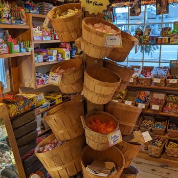 LITCHFIELD CANDY COMPANY - Updated December 2025 - 61 Photos & 25 ...