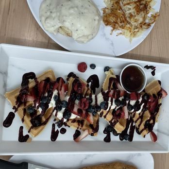 TRIPLE BERRY CAFE - Updated September 2024 - 51 Photos & 38 Reviews ...