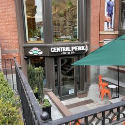 CENTRAL PERK CAFE - Updated May 2025 - 241 Photos & 66 Reviews - 205 ...