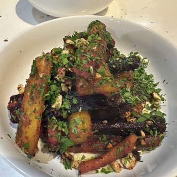 TABLE FOR 12 - Updated December 2025 - 31 Photos - 320 5th Ave S ...