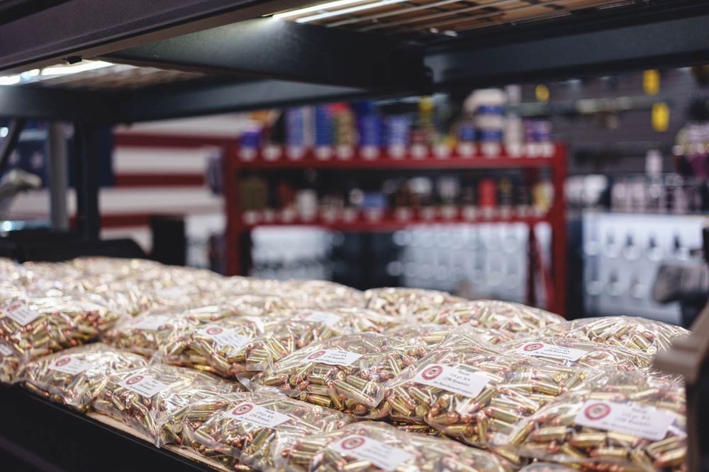 GUNS 4 LESS - Updated December 2025 - 23 Photos & 33 Reviews - 2113 Del ...