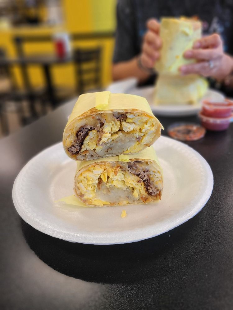 FLOOKY’S - WOODLAND HILLS - Updated July 2024 - 374 Photos & 503 ...