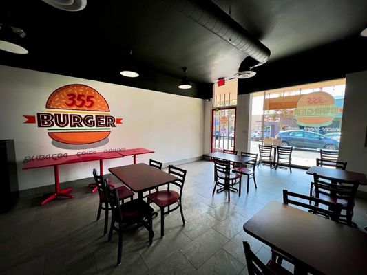 355 BURGER - Updated August 2025 - 62 Photos & 59 Reviews - 85 W Sierra ...