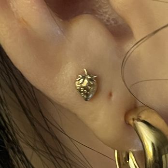 ENIGMA PROFESSIONAL PIERCING STUDIO - Updated June 2024 - 218 Photos ...