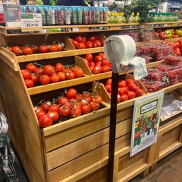 DEEP ROOTS MARKET - Updated August 2025 - 110 Photos & 82 Reviews - 600 ...