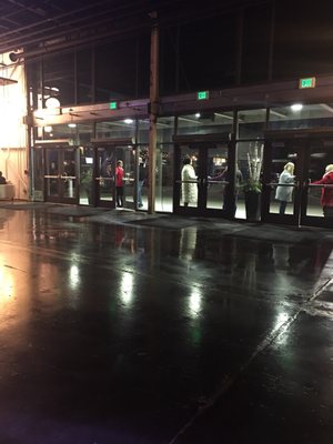 CROSSROADS MASON - Updated December 2025 - 13 Photos - 990 Reading Rd ...