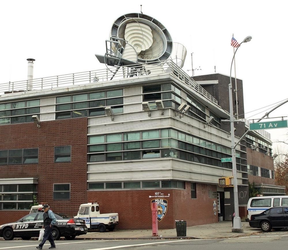 NYPD 107TH PRECINCT - Updated August 2024 - 14 Reviews - 71-01 Parsons ...