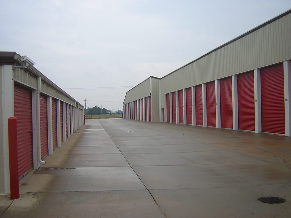 BROADWAY MINI STORAGE - Updated November 2024 - 3335 S 9th St, Salina ...