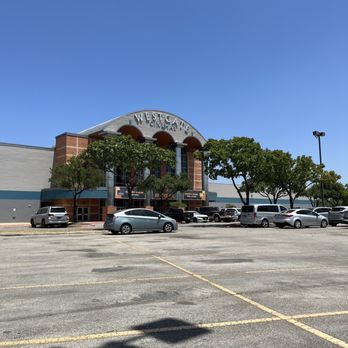 REGAL WESTGATE - Updated October 2025 - 231 Photos & 235 Reviews - 4477 S Lamar Blvd, Austin ...