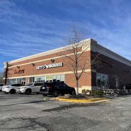 FATTY’S WINGHOUSE - Updated July 2025 - 48 Photos & 15 Reviews - 308 ...