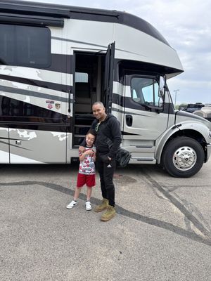 GENERAL RV CENTER - Updated December 2025 - 20 Photos & 51 Reviews ...