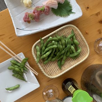 YELLOWTAIL SUSHI BAR AND ASIAN KITCHEN - Updated July 2024 - 293 Photos ...