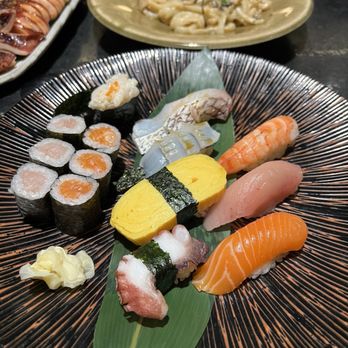 TOZEN SUSHI BAR - Updated August 2024 - 131 Photos & 24 Reviews - 967 ...