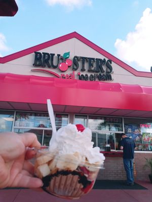 BRUSTER’S REAL ICE CREAM - Updated August 2024 - 170 Photos & 115 ...