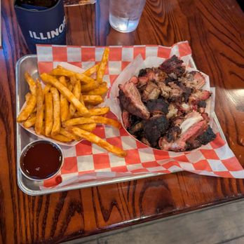 WILMA’S FAMOUS BBQ & TAVERN - Updated December 2025 - 209 Photos & 217 ...