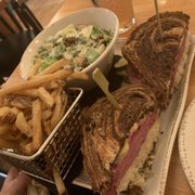 POST 25 KITCHEN & LOUNGE - 96 Photos & 131 Reviews - Bars - 2155 ...