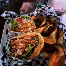 JOKERS ICEHOUSE BAR & GRILL - Updated January 2026 - 60 Photos & 101 ...