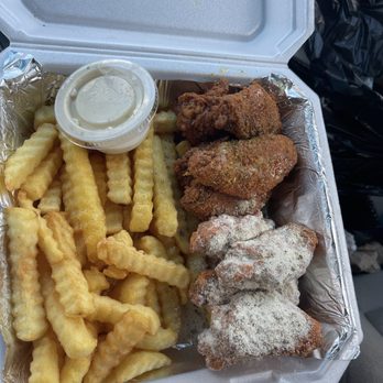 TASTE BUDZZZ - Updated April 2025 - 65 Photos & 48 Reviews - 207 W ...