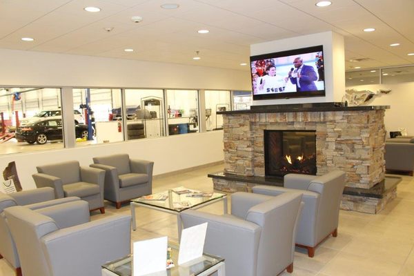 MCKIE FORD - Updated December 2025 - 21 Photos & 40 Reviews - 2010 E ...