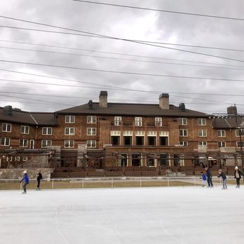 SUN VALLEY ICE RINK - Updated September 2025 - 1 Sun Valley Rd, Sun ...