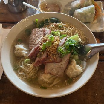 MEE SEN THAI EATERY - 552 Photos & 527 Reviews - 3924 N Mississippi Ave ...