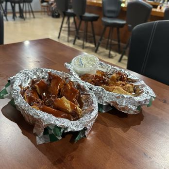 WICKED HOLLO BAR & GRILL - Updated December 2025 - 13 Photos - 18208 ...