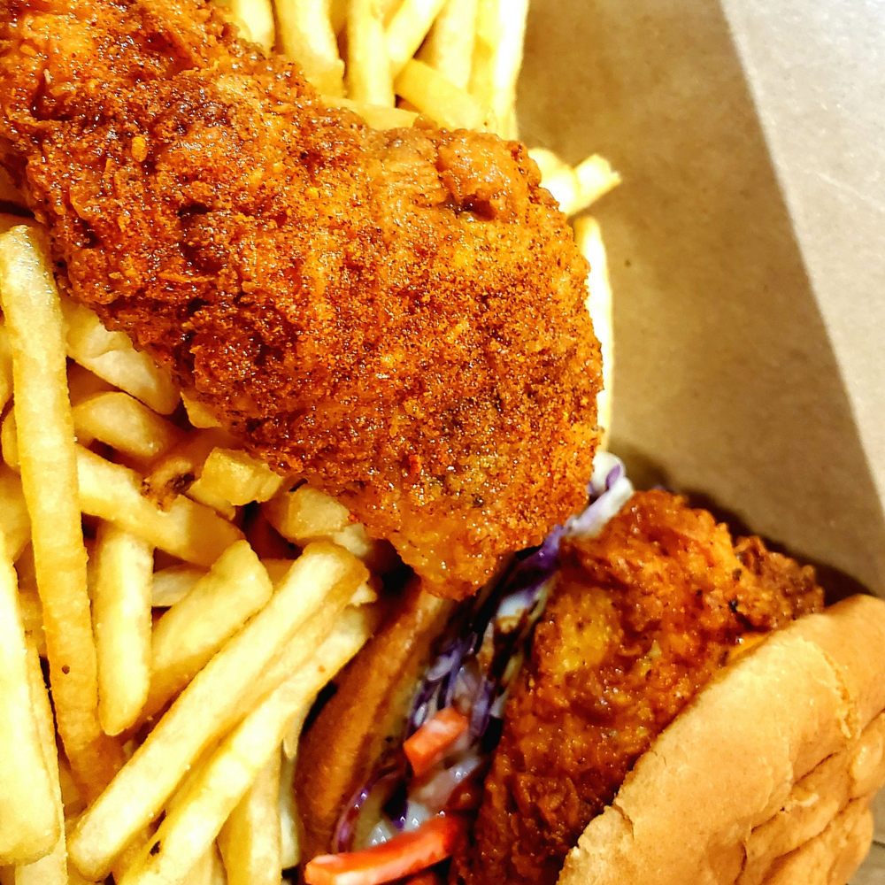 EL REAPER CHICKEN - 10 Photos - 46459 Monroe St, Indio, California ...