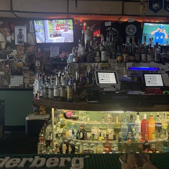 THE HUB BAR - Updated October 2025 - 95 Photos & 170 Reviews - 719 N ...