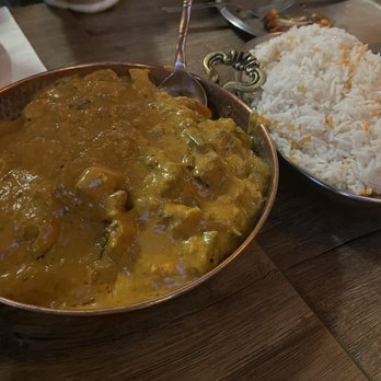 CAFE MAHARANI - Updated May 2024 - 2171 Photos & 1856 Reviews - 2509 S ...