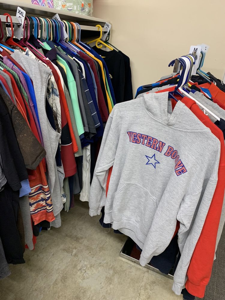 CLASSIC RERUNS THRIFT STORE - Updated December 2025 - 11 Photos - 620 ...