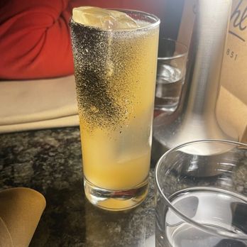 FLORA ROOM - Updated July 2025 - 154 Photos & 69 Reviews - 200 N 1st St ...