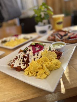 VEES CAFE - Updated September 2025 - 920 Photos & 987 Reviews - 5418 W ...