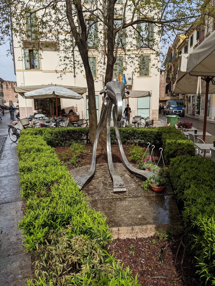 BRUNO RUFFO SCULPTURE - Updated January 2025 - Vicolo Morette 13 ...