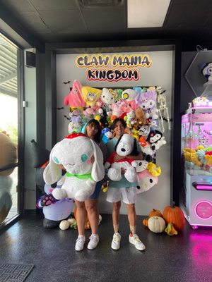 CLAW MANIA KINGDOM - Updated December 2025 - 833 Photos & 212 Reviews ...