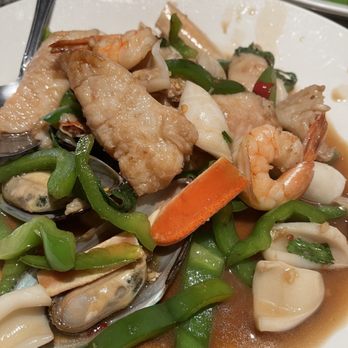 THE ORIGINAL KHUN DANG THAI RESTAURANT - Updated May 2024 - 543 Photos ...