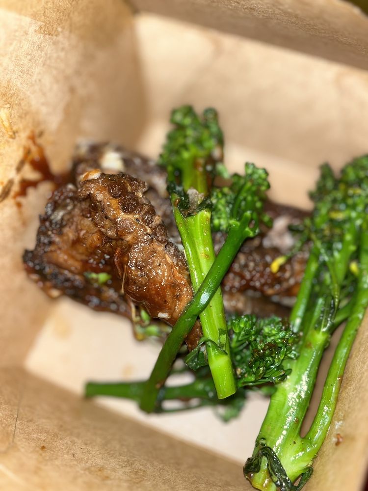 KISS - Updated June 2025 - 1033 Photos & 581 Reviews - 2313 Edwards St ...