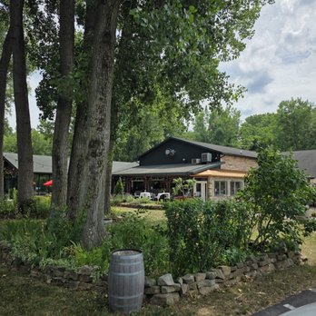 SPRING LAKE WINERY - Updated December 2025 - 219 Photos & 75 Reviews ...