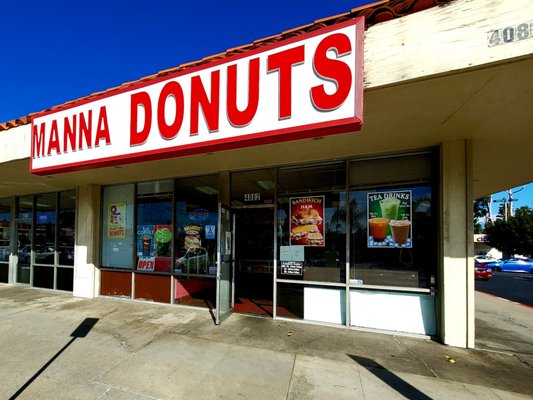 MANNA DONUTS - Updated November 2024 - 35 Photos & 70 Reviews - 4082 ...
